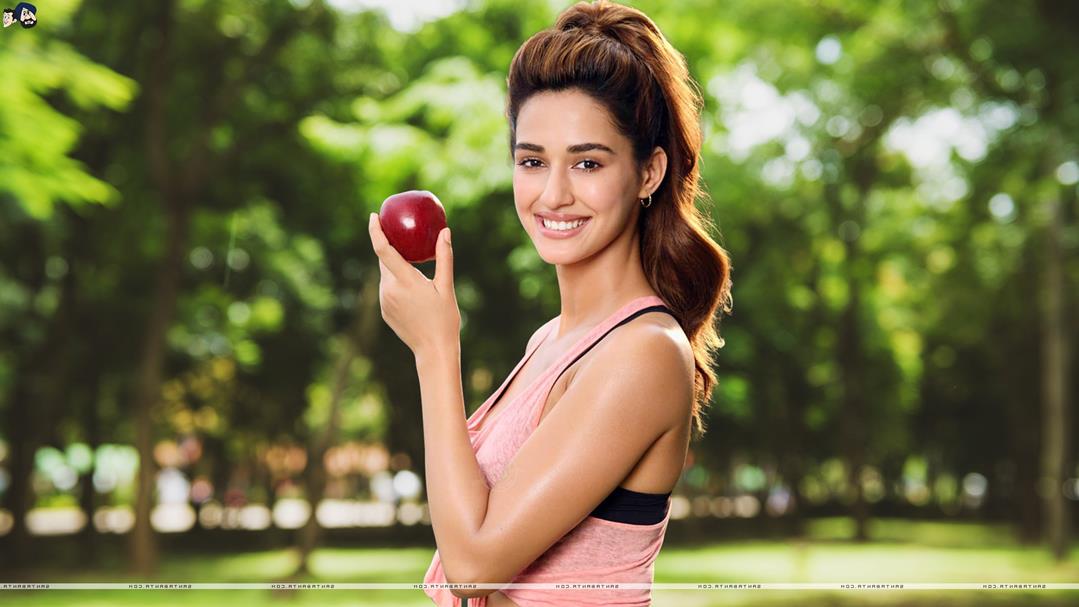 SantaBanta Wallpapers Disha Patani