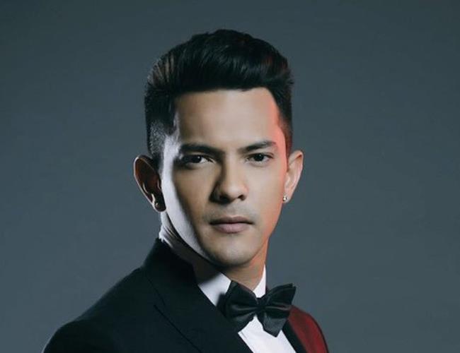 Singer Aditya Narayan on his Birthday gives treat to his fans as he ...