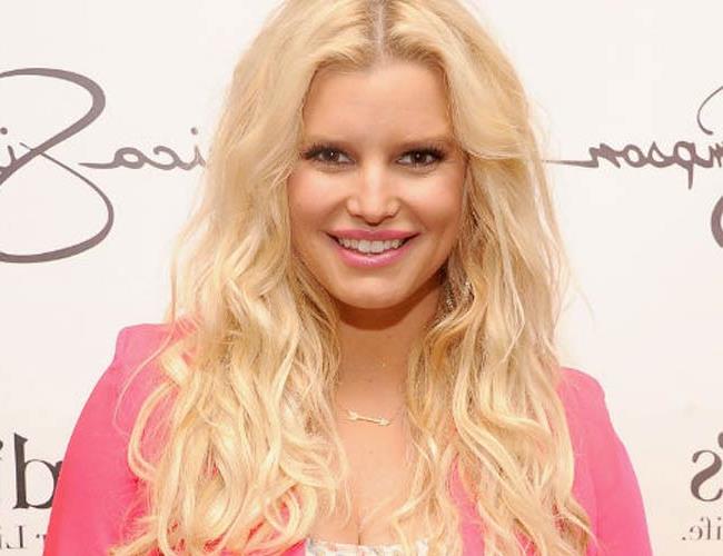 Harley Pasternak: Jessica Simpsons has outstanding, toned legs