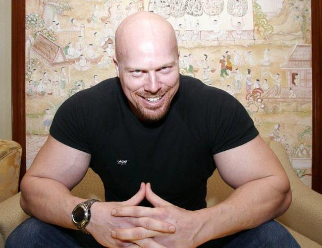 हॉलीवुड विलेन नैथन जोन्स के काम से हैरान है&#