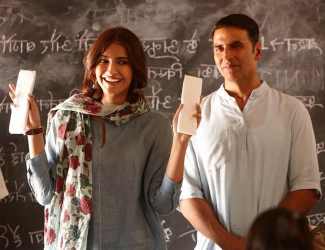Akshay Kumar organises all-women screenings of 'Padman'!