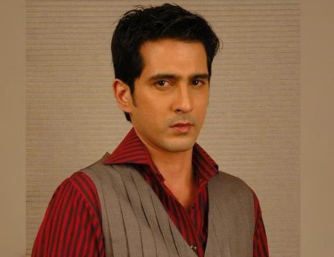 नहीं रहा ये टीवी अभिनेता, घर में लटका मिला शव