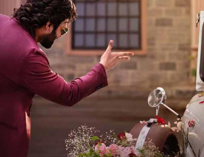 Prabhas Shines in the First Look of 'The Raja Saab'!