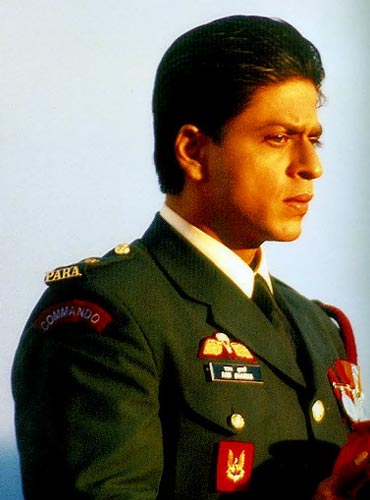 Main Hoon Na Image Gallery Picture # 2471