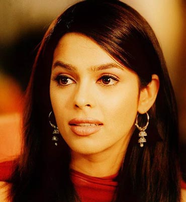 Mallika Sherawat Image Gallery Picture # 2549
