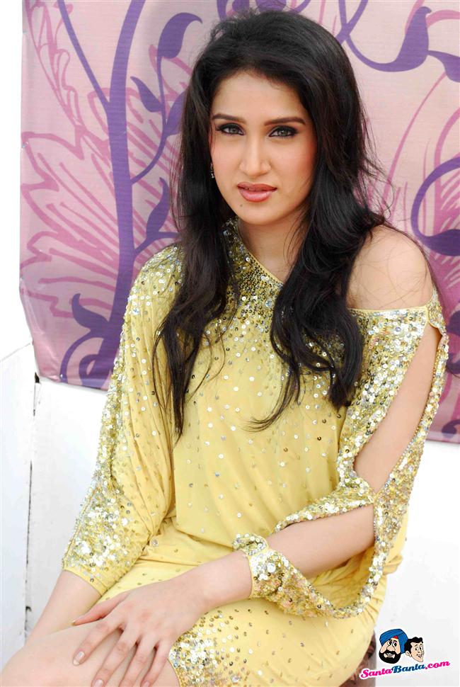 Sagarika Ghatge Image Gallery Picture # 18092