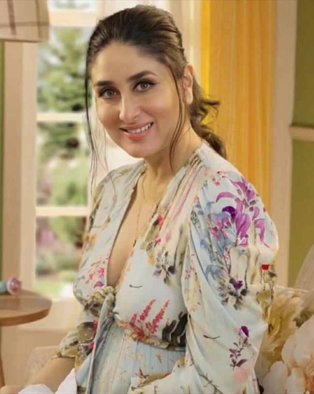 Kareena Kapoor Khan puts a sweet birthday message for her mother-in-law Sharmila Tagore!