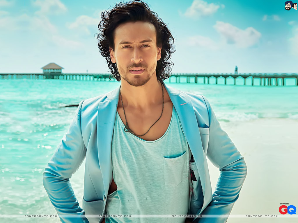 SantaBanta Wallpapers Tiger Shroff